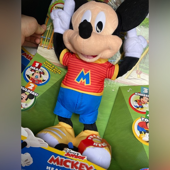 Disney | Toys | New In Boxhead Shoulders Knees Toes Mickey Mouse Doll ...